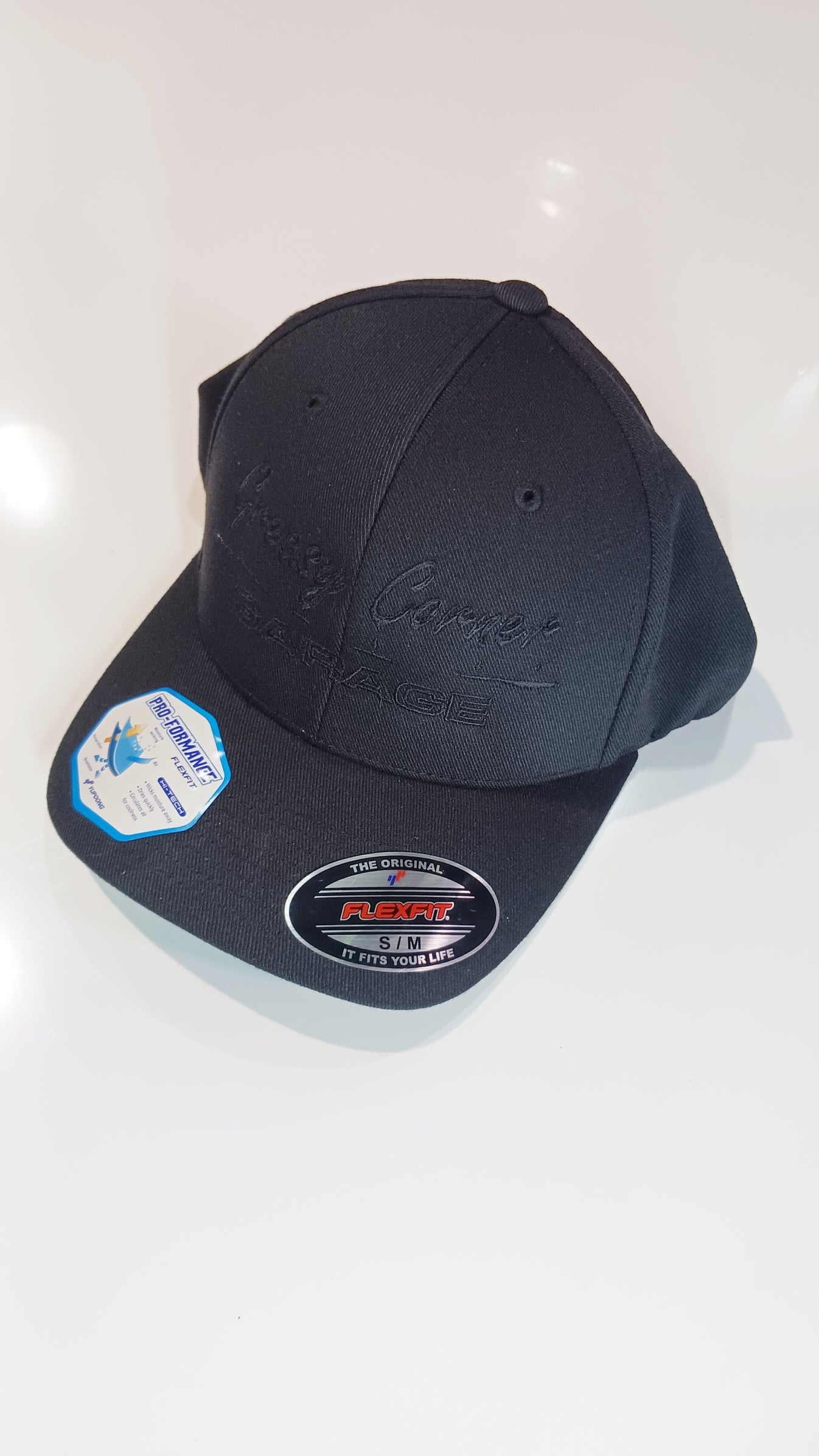 Fitted Cap Black on Black – GreasyCornerGarageNC